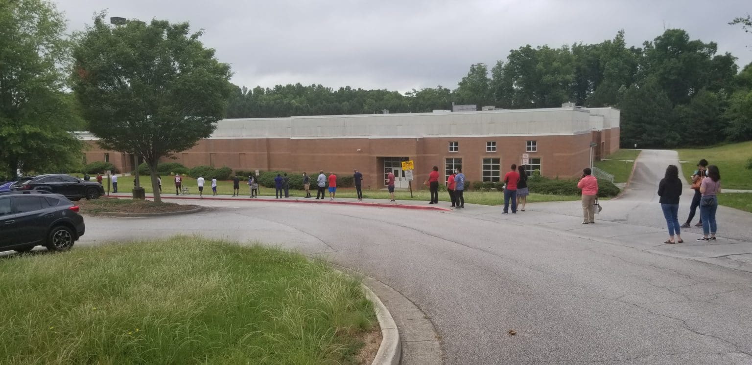 Line at the Lindley Middle School voting site - Cobb Courier