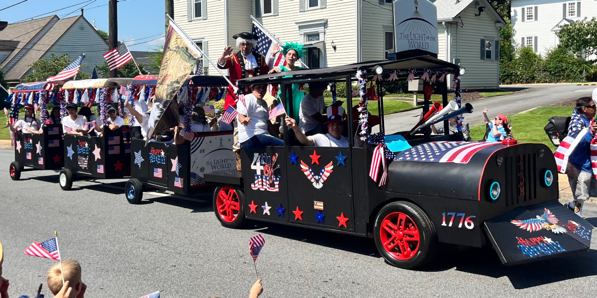 Report with photos from Marietta's Independence Day parade - Cobb Courier
