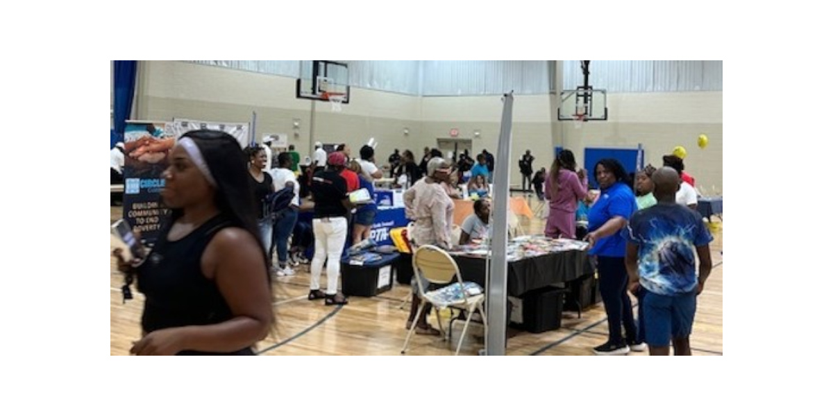 Report and photos from Powder Springs Back to School Bash - Cobb Courier