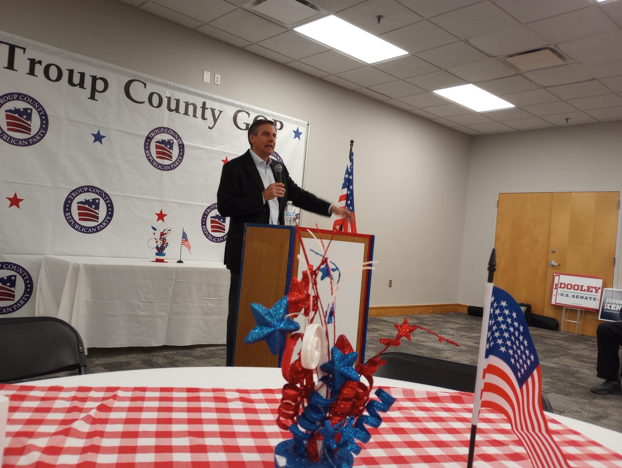 Derek Dooley: A Different Kind Of Football Coach Candidate - Cobb Courier